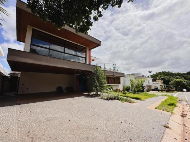 Sobrado à venda em Campinas, Swiss Park, com 3 suítes, com 438 m²