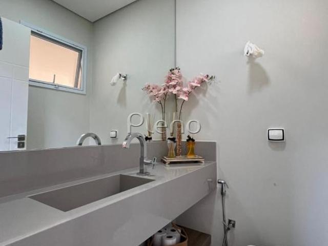 Sobrado à venda em Campinas, Swiss Park, com 4 suítes, com 286.29 m²