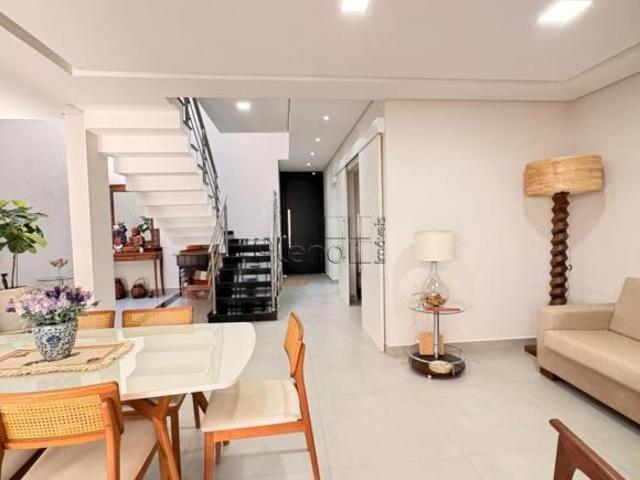 Sobrado à venda em Campinas, Swiss Park, com 4 suítes, com 329 m²