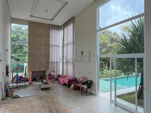 Sobrado à venda em Campinas, Swiss Park, com 4 suítes, com 457.88 m²