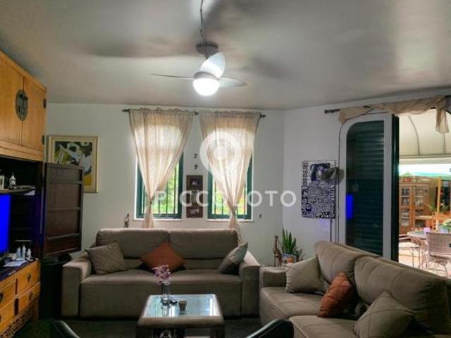 Sobrado à venda em Campinas, Parque da Hípica, com 4 suítes, com 273.3 m², Villagio Del Hipica