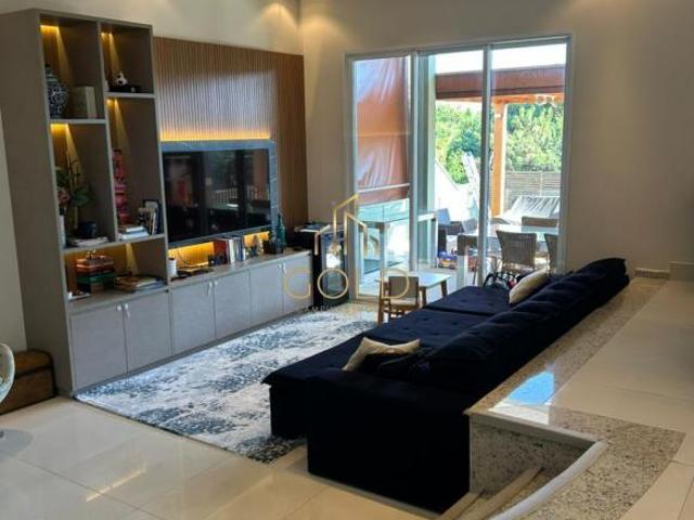Sobrado à venda em Campinas, Parque das Quaresmeiras, com 5 suítes, com 320 m²