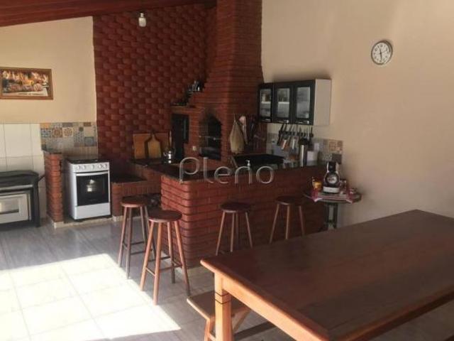 Sobrado à venda em Campinas, Parque Residencial Vila União, com 4 quartos, com 240 m²