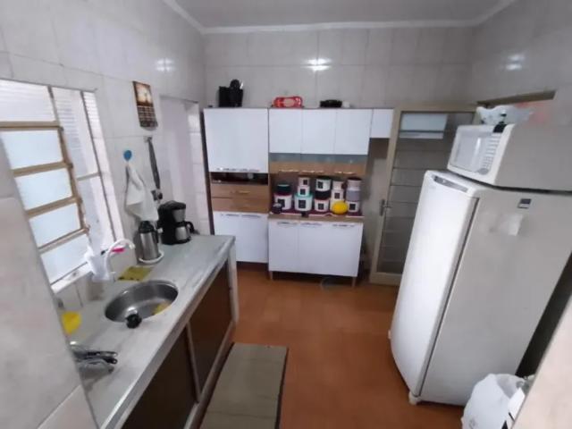 Sobrado à venda em Campinas, Parque Santa Bárbara, com 3 quartos, com 261.4 m²