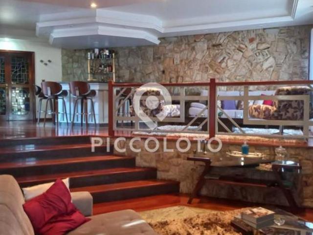 Sobrado à venda em Campinas, Parque Taquaral, com 5 quartos, com 350 m²