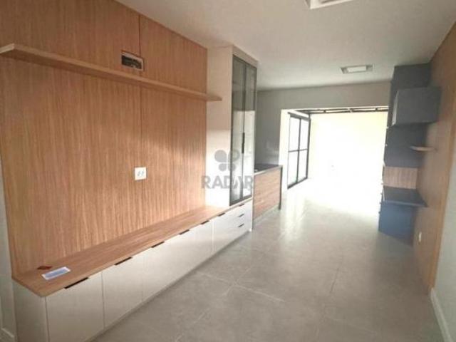 Sobrado à venda em Campinas, Parque Taquaral, com 2 suítes, com 93.83 m²