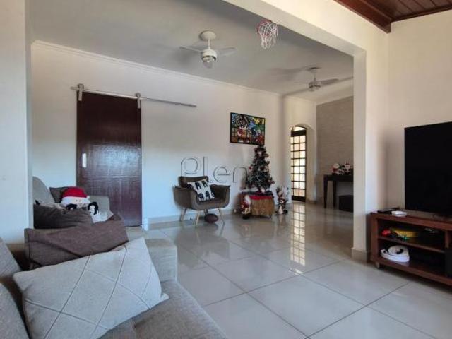 Sobrado à venda em Campinas, Parque Taquaral, com 3 quartos, com 186.3 m²