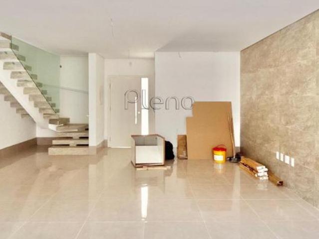 Sobrado à venda em Campinas, Parque Taquaral, com 3 suítes, com 240 m², Quinta d