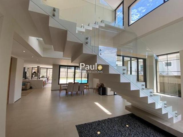 Sobrado à venda em Campinas, Residencial Colina das Nascentes, com 3 suítes, com 576 m²