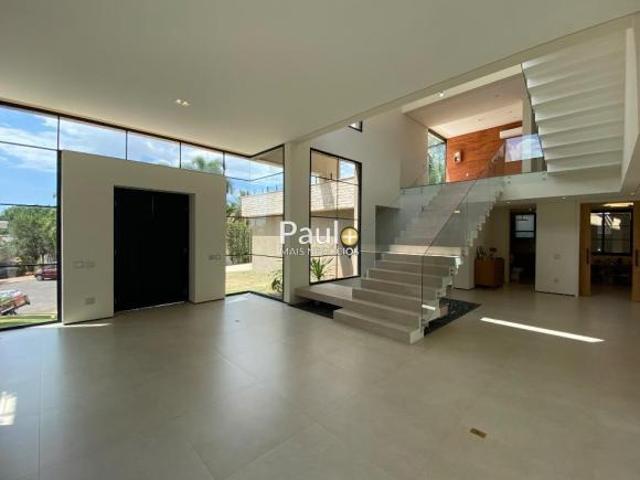 Sobrado à venda em Campinas, Residencial Colina das Nascentes, com 3 suítes, com 576 m²