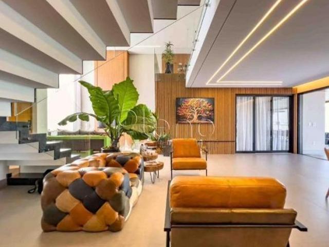 Sobrado à venda em Campinas, Residencial Jatibela, com 5 suítes, com 479.36 m²