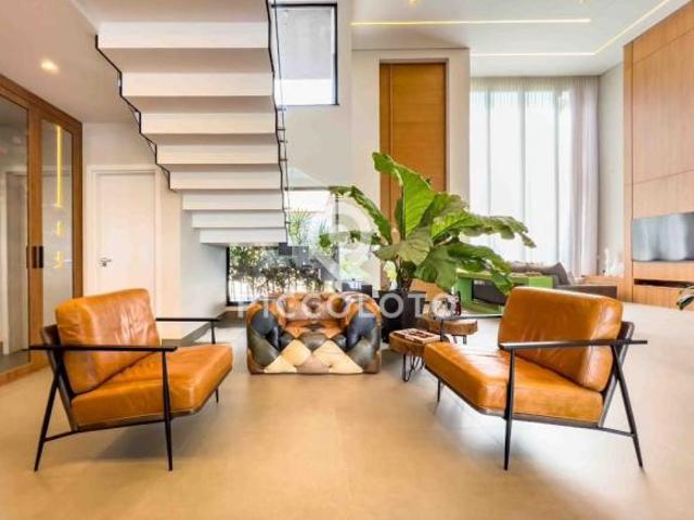 Sobrado à venda em Campinas, Residencial Jatibela, com 5 suítes, com 479.36 m², Residencial Jatibela