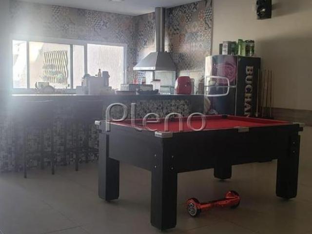 Sobrado à venda em Campinas, Residencial Parque da Fazenda, com 3 quartos, com 247 m²