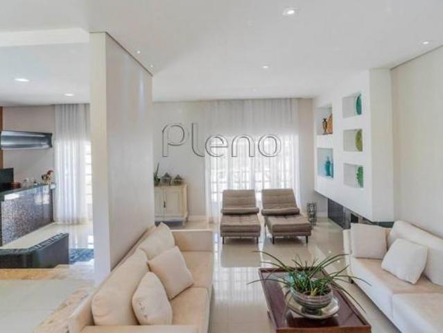 Sobrado à venda em Campinas, Residencial Parque Rio das Pedras, com 5 suítes, co