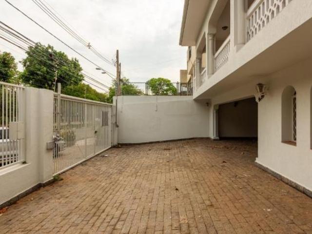 Sobrado à venda em Campinas, Taquaral, com 2 quartos, com 315.4 m²
