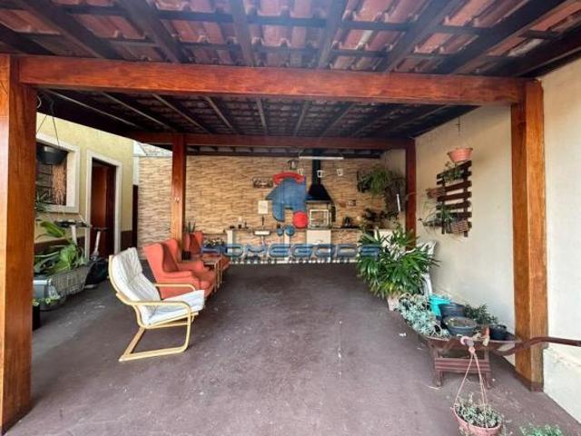Sobrado à venda em Campinas, Vila Manoel Ferreira, com 3 quartos, com 205 m²