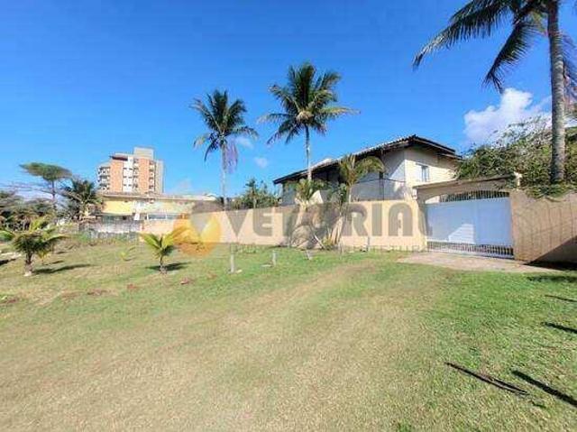 Sobrado à venda em Caraguatatuba, capricórnio, com 7 quartos, 453m²