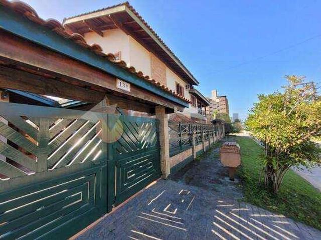 Sobrado à venda em Caraguatatuba, Capricórnio I, com 4 quartos