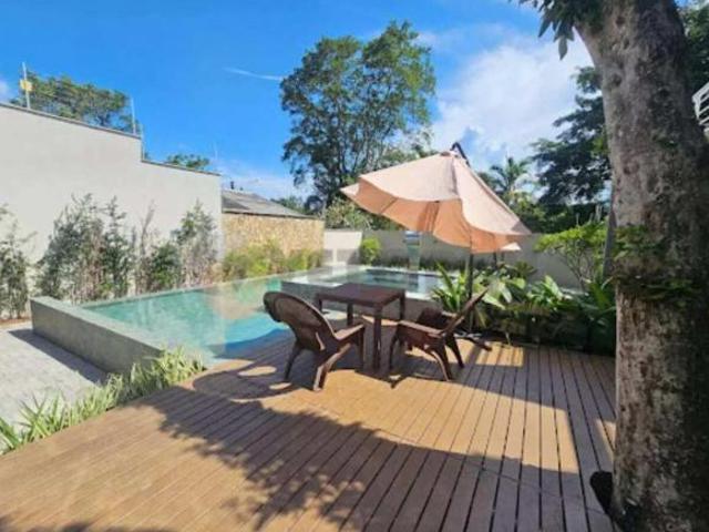 Sobrado à venda em Caraguatatuba, Cidade Jardim, com 4 quartos, 500,00m²