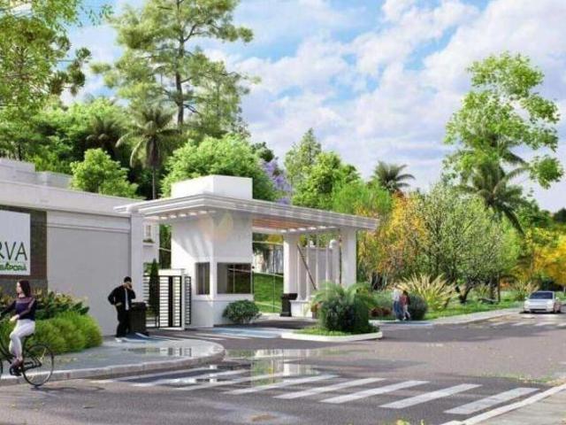 Sobrado à venda em Caraguatatuba, com 2 quartos, 61,56m²