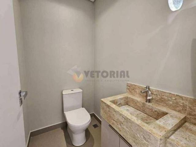 Sobrado à venda em Caraguatatuba, Costa Nova, com 3 quartos, 251,00m²