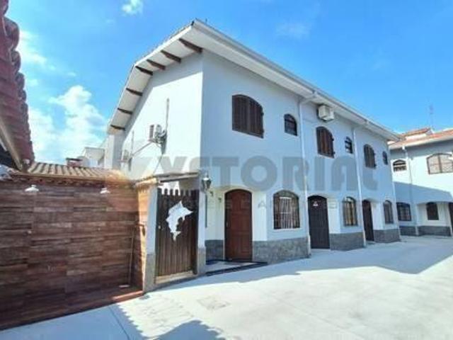 Sobrado à venda em Caraguatatuba, Martim de Sá, com 2 quartos, 73m²