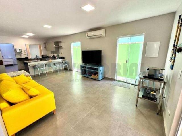 Sobrado à venda em Caraguatatuba, Massaguaçu, com 4 quartos, 172,00m²