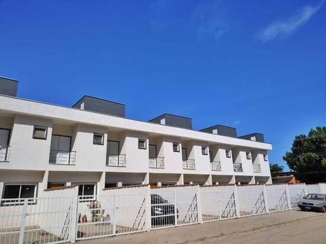 Sobrado à venda em Caraguatatuba, massaguaçu, com 2 quartos, 80m²