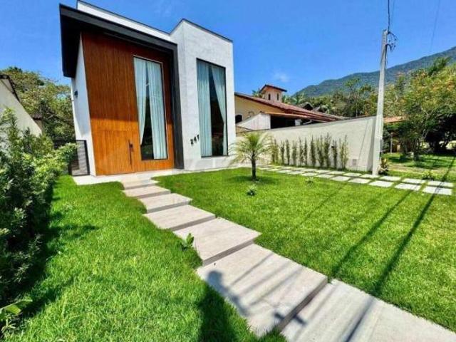 Sobrado à venda em Caraguatatuba, Park Imperial, com 3 quartos, 242,25m²