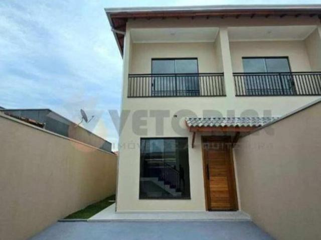 Sobrado à venda em Caraguatatuba, Pontal de Santa Marina, com 3 quartos, 116m²