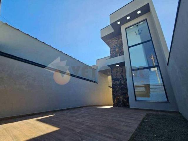 Sobrado à venda em Caraguatatuba, Praia das Palmeiras, com 3 quartos, 129m²