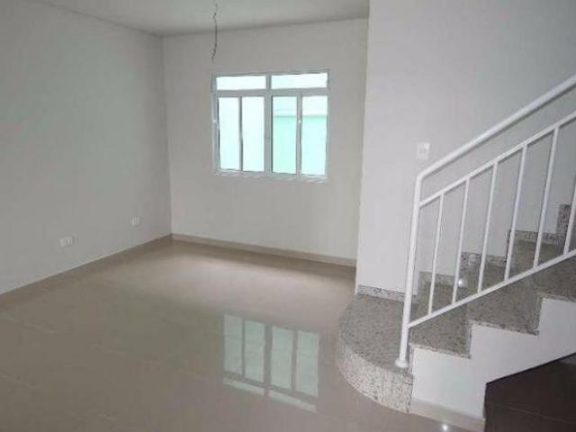 Sobrado à Venda em Carapicuíba