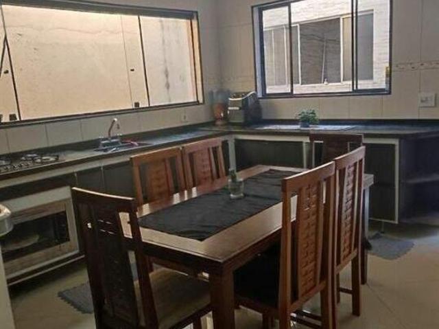 Sobrado à Venda em Centreville, Santo André 2 Quartos, 2 Vagas, 191 m²