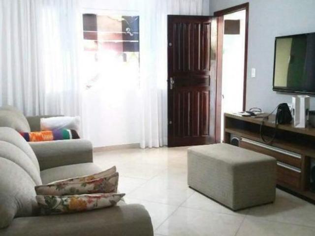 Sobrado à venda em Cidade São Jorge, Santo André – 3 quartos, 2 vagas, 162 m²