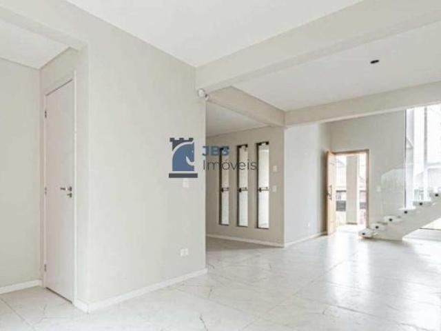 Sobrado à venda em Curitiba, Tingui, com 3 quartos, 127m²