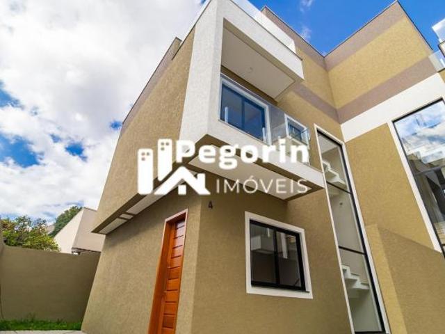Sobrado à venda em Curitiba, Uberaba, com 3 quartos, 107,00m²