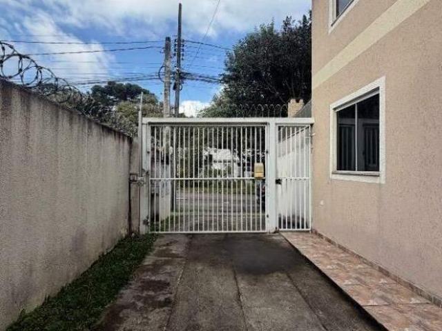 Sobrado à Venda em Curitiba, Vitória Régia