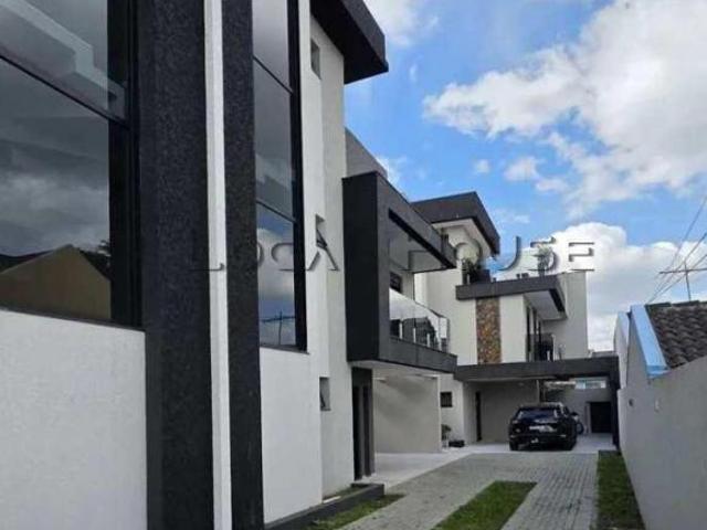 Sobrado à venda em Curitiba, Xaxim, com 3 quartos, 140m²