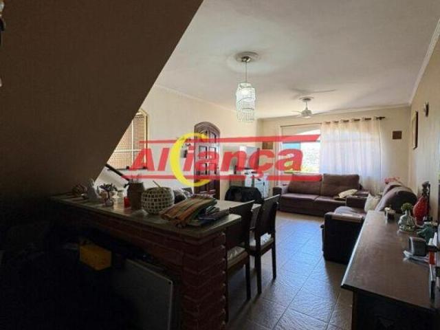 Sobrado à venda em amplo terreno 679m² | Tremembé São Paulo