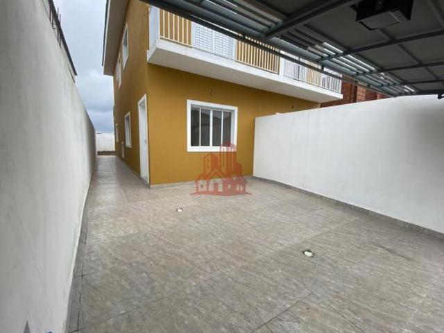 Sobrado à Venda em Aguassai, Cotia – Excelente Oportunidade!
