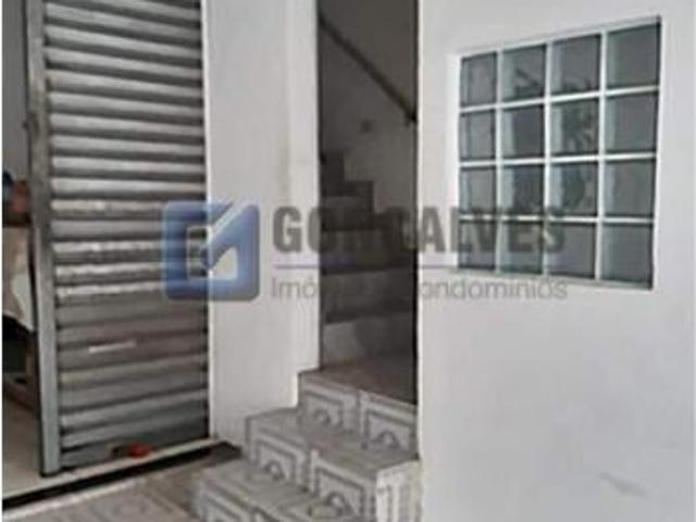 Sobrado à venda em Alvarenga, SBC 4 quartos, 2 vagas, 348 m²