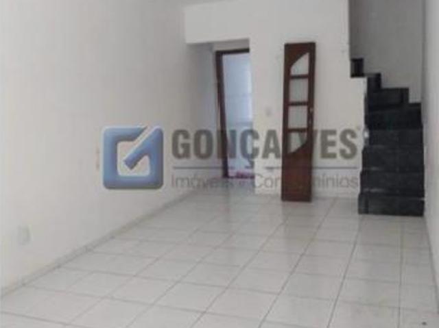 Sobrado à venda em Alves Dias, São Bernardo do Campo – 3 quartos, 2 suítes, 220 m² de área construíd