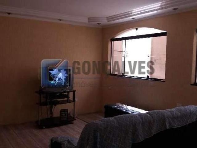 Sobrado à venda em Assunção, SBC 3 Dorms, 1 Suíte, 2 Vagas