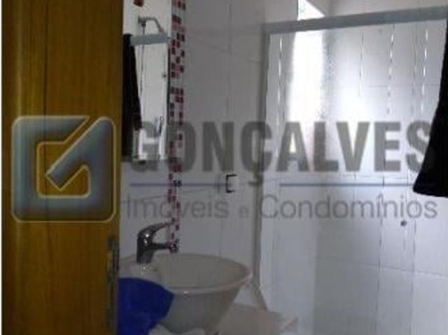 Sobrado à Venda em Assunção, SBC – 3 suítes, 4 vagas, 177 m²