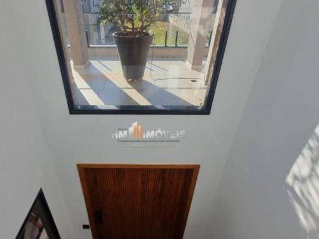 Sobrado a Venda em Atibaia