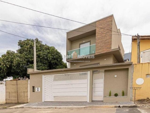 Sobrado à venda em Atibaia