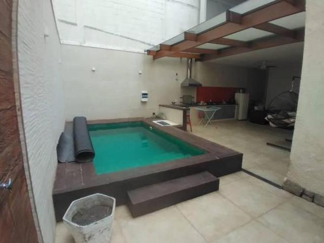 Sobrado a venda em Boqueirão, Praia Grande SP