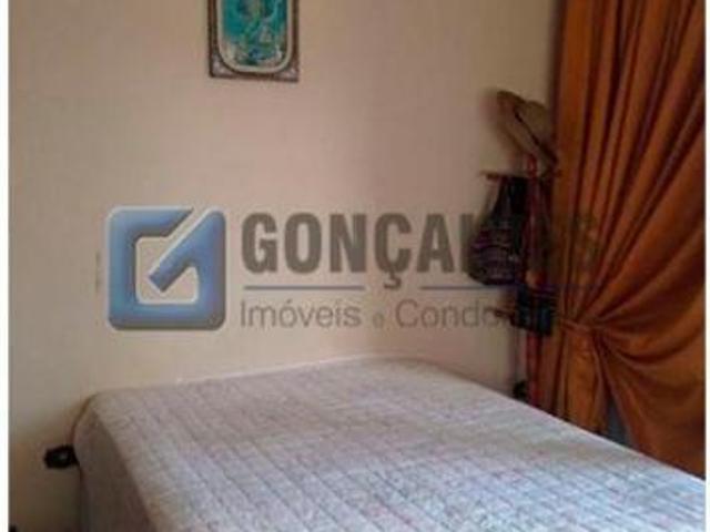 Sobrado à venda em Batistini, São Bernardo do Campo – 3 quartos, 4 vagas, área externa 280,35 m²
