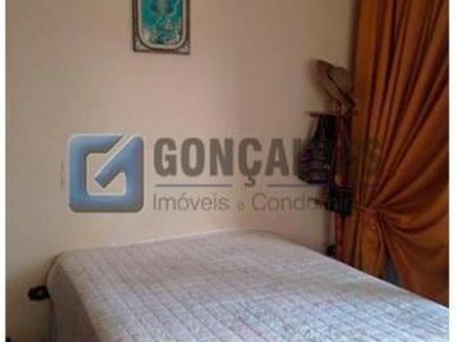 Sobrado à venda em Batistini, São Bernardo do Campo – 3 quartos, 4 vagas, área externa 280,35 m²
