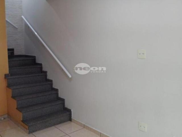 Sobrado à Venda em Baeta Neves R$